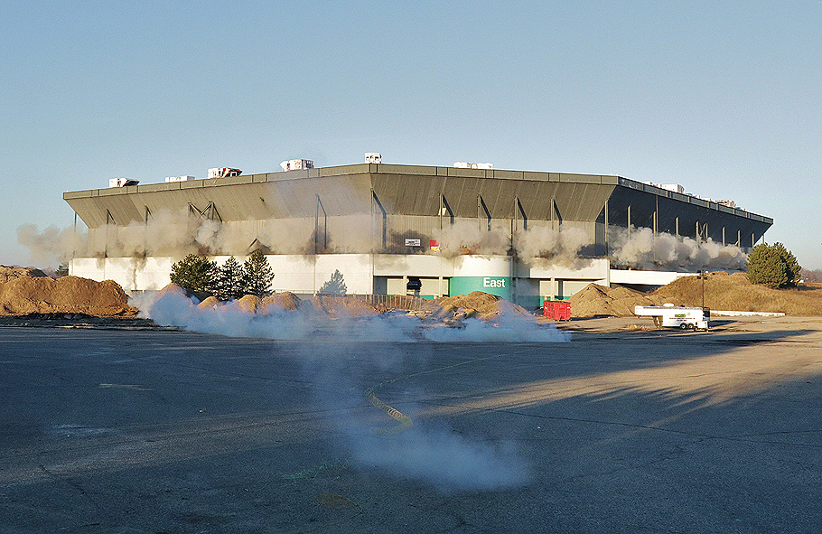 One Big Burp: Silverdome implosion fails to live up to the hype