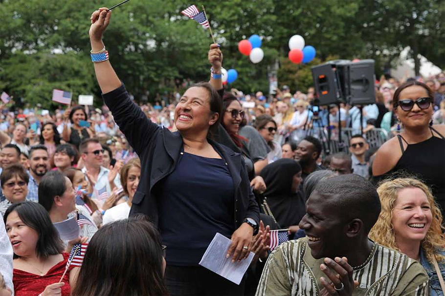 Almost 500 new citizens take oath -- 'faces replenishing democracy'
